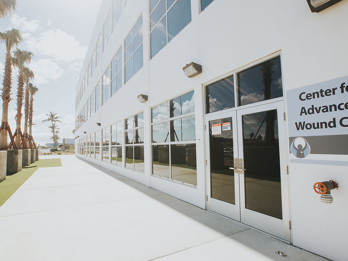 mexim-caribbean_Horacio_Oduber-Hospital-Aruba-sliding-doors_record ...